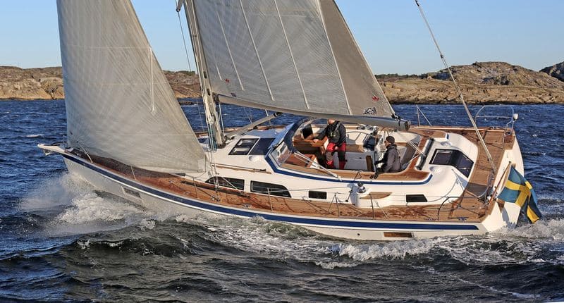 top-10-best-monohull-sailboats-2023-the-most-innovative-and