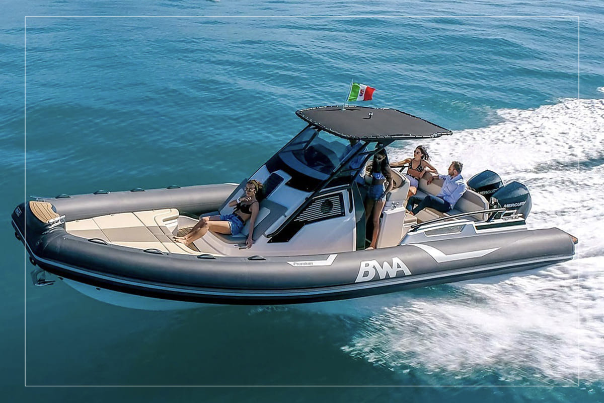 Review of BWA 30 Premium - synthesis of performance and luxury boating