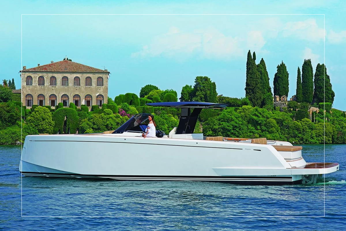 Review of Pardo 43 - luxury motor boats from the Italian shipyar