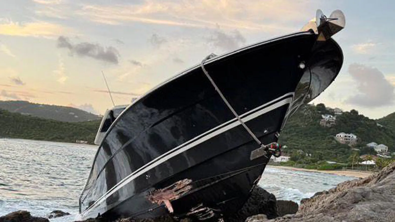 Six people hurt following a mishap with the motor yacht Loon tender